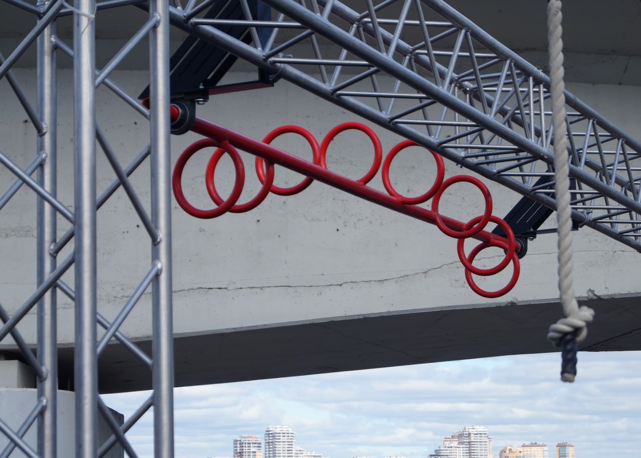 На Кремлевской набережной открыли новую воркаут-зону - e-Kazan.ru